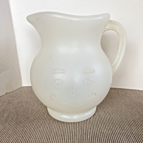 Kool-Aid | Dining | Vintage Koolaid Man White Plastic 2quart Pitcher ...